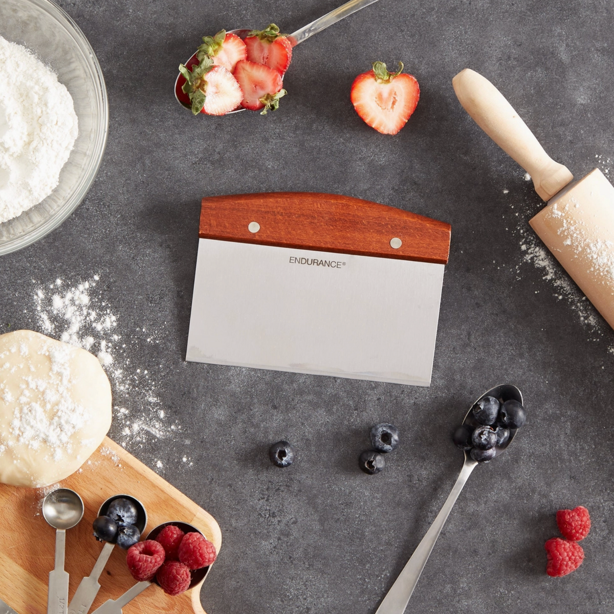 Bench Scraper, Stainless Steel Dough & Kitchen Scraper Tool for Baking ...